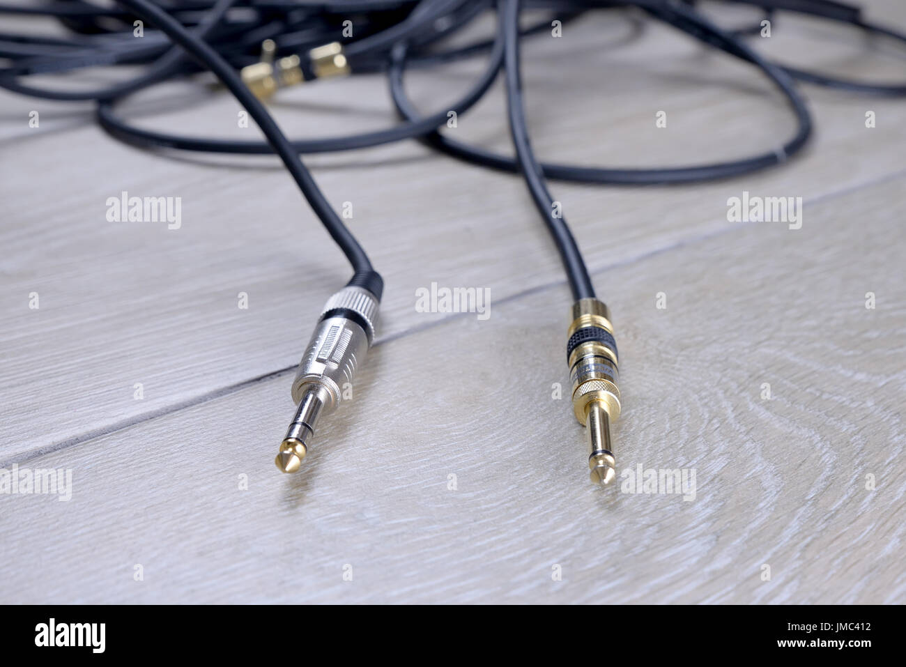 Guitar cables hi-res stock photography and images - Alamy