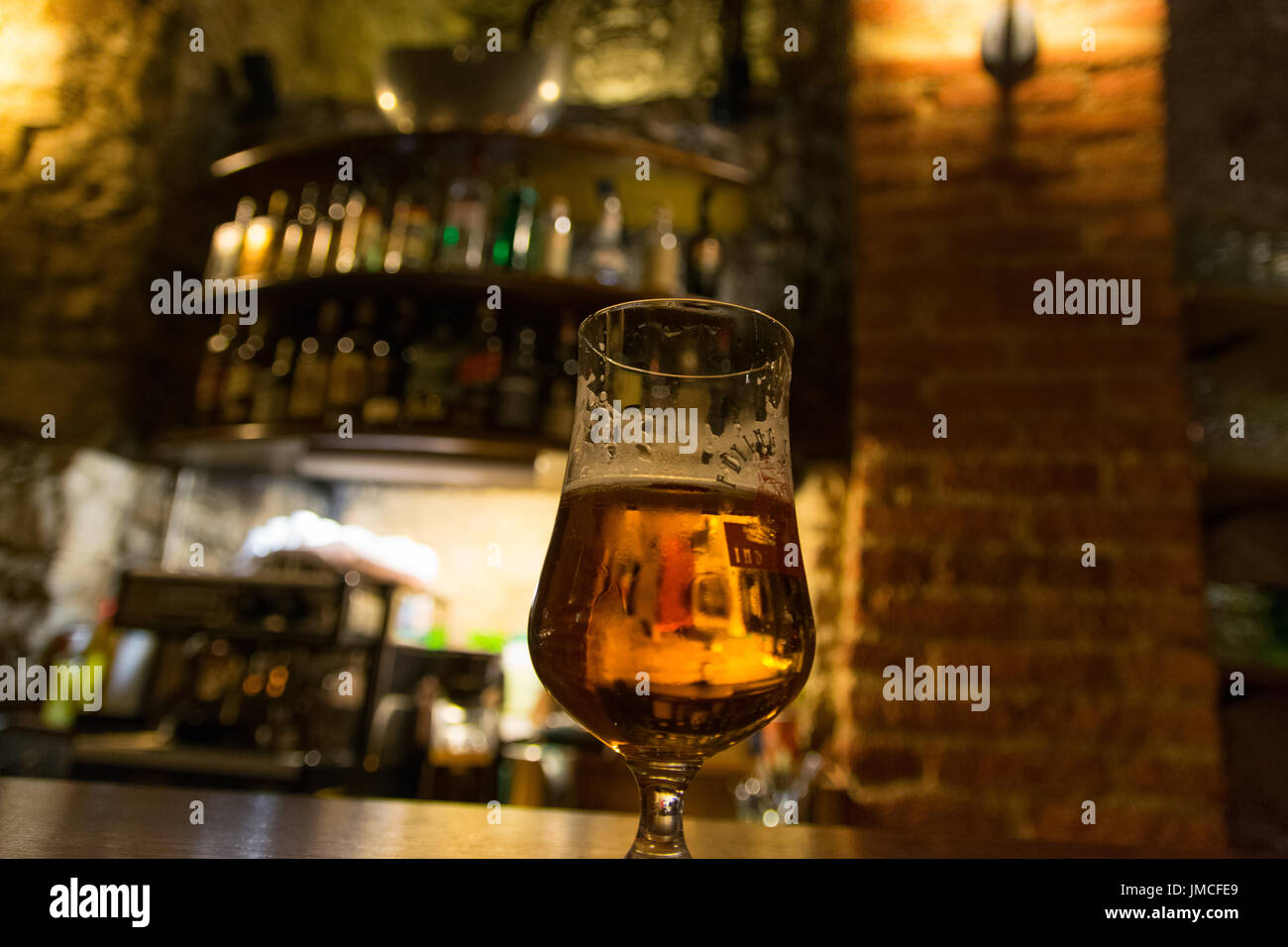 Prague castle bar hi-res stock photography and images - Alamy