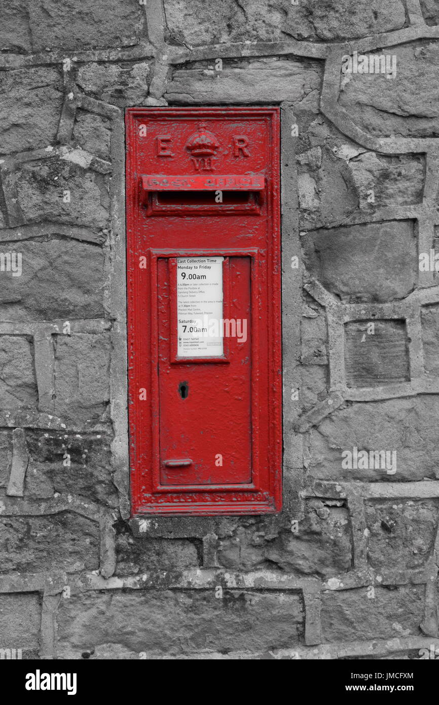 Edward vii post box Stock Photo - Alamy