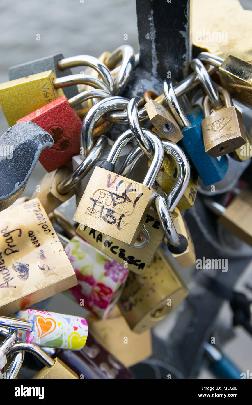 Prague love locks hi-res stock photography and images - Alamy