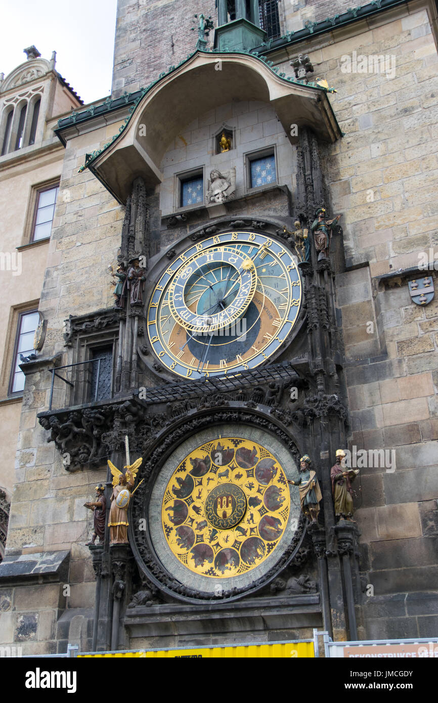 Atomic clock hi-res stock photography and images - Alamy