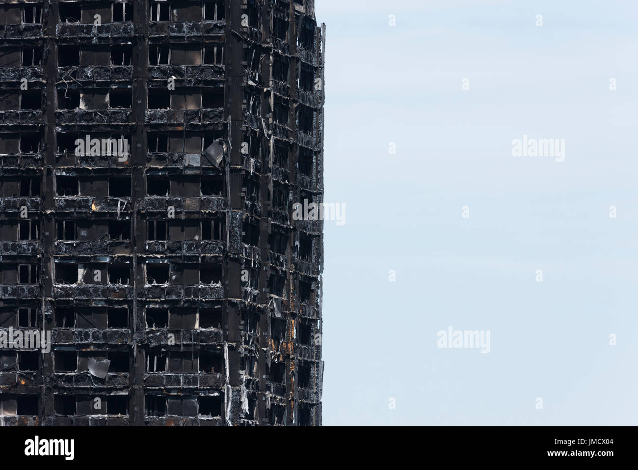 High rise building fire hi-res stock photography and images - Alamy