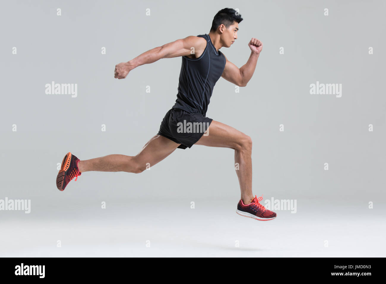 Man side running studio full body hi-res stock photography and images ...