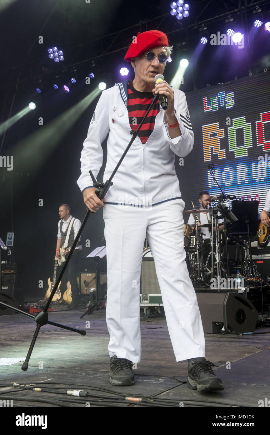 Let's Rock Norwich! The RETRO Festival held at Earlham Park Featuring ...