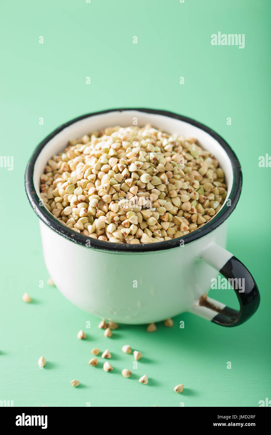 raw green buckwheat healthy ingredient Stock Photo - Alamy