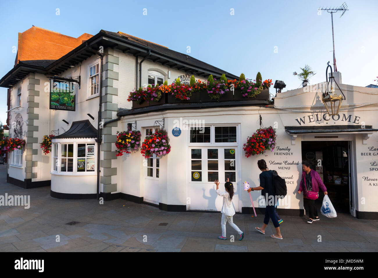The Cabbage Patch / local pub / public house. Twickenham UK; busy ...