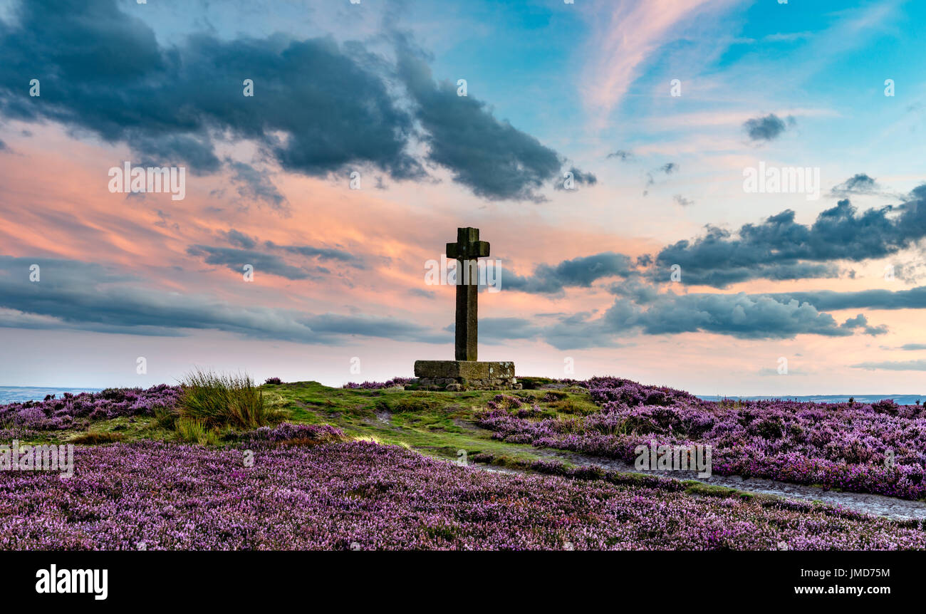 Abbey cross hi-res stock photography and images - Alamy