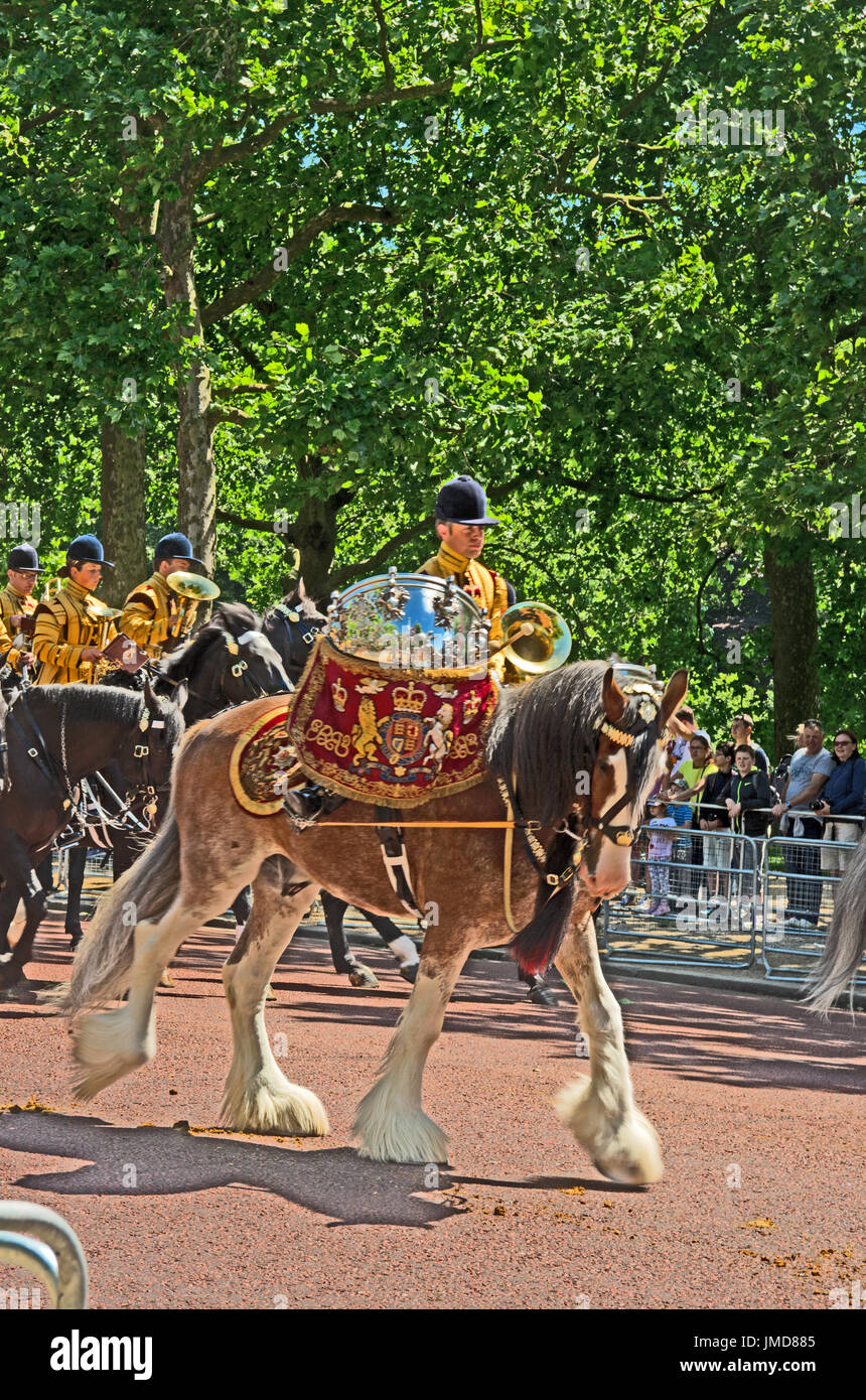 London life guards hi-res stock photography and images - Alamy