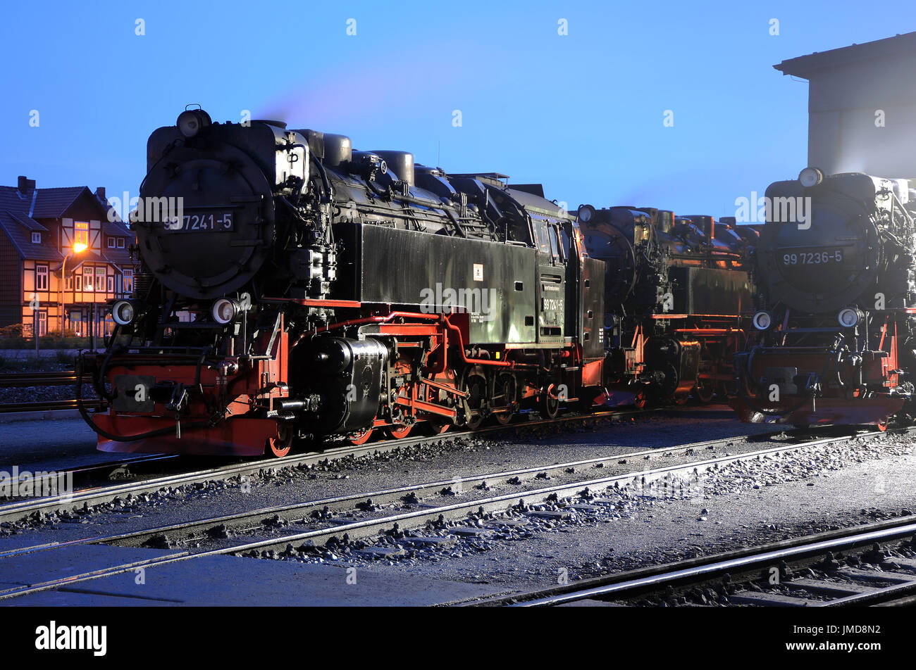 Steam train locomotive shed hi-res stock photography and images - Alamy