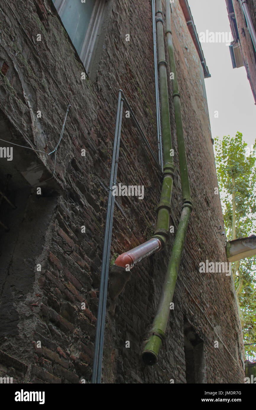 Medieval drainage channel hi-res stock photography and images - Alamy