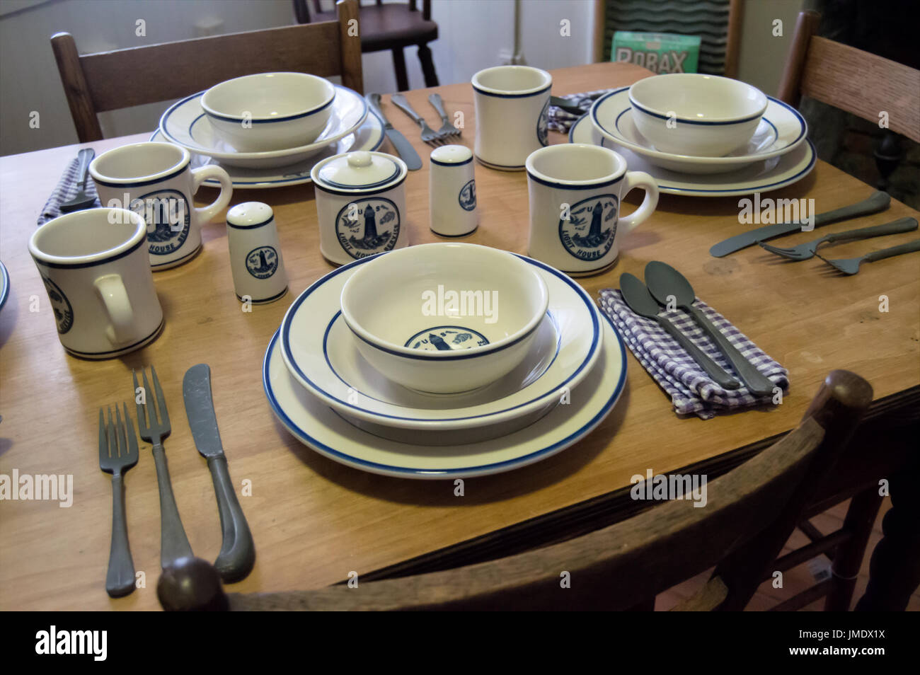 Cups bowls hi-res stock photography and images - Alamy