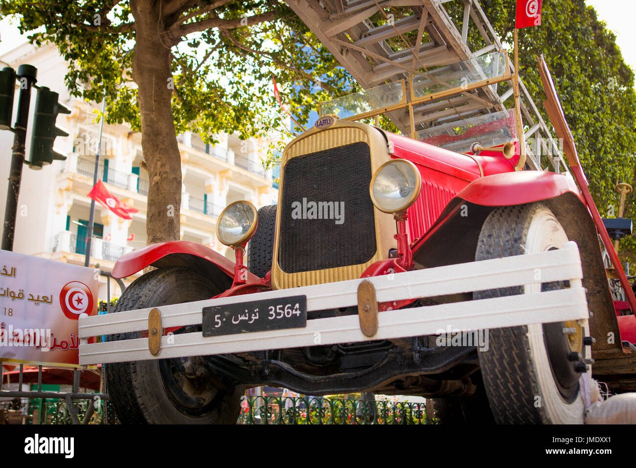 Ancient car hi-res stock photography and images - Alamy