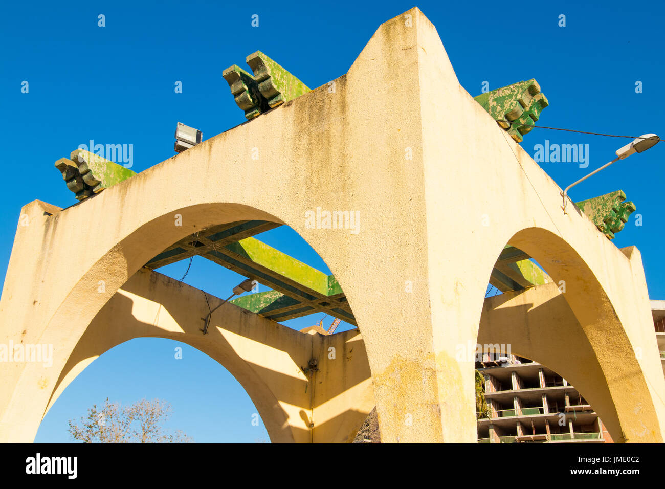 Support architecture hi-res stock photography and images - Alamy