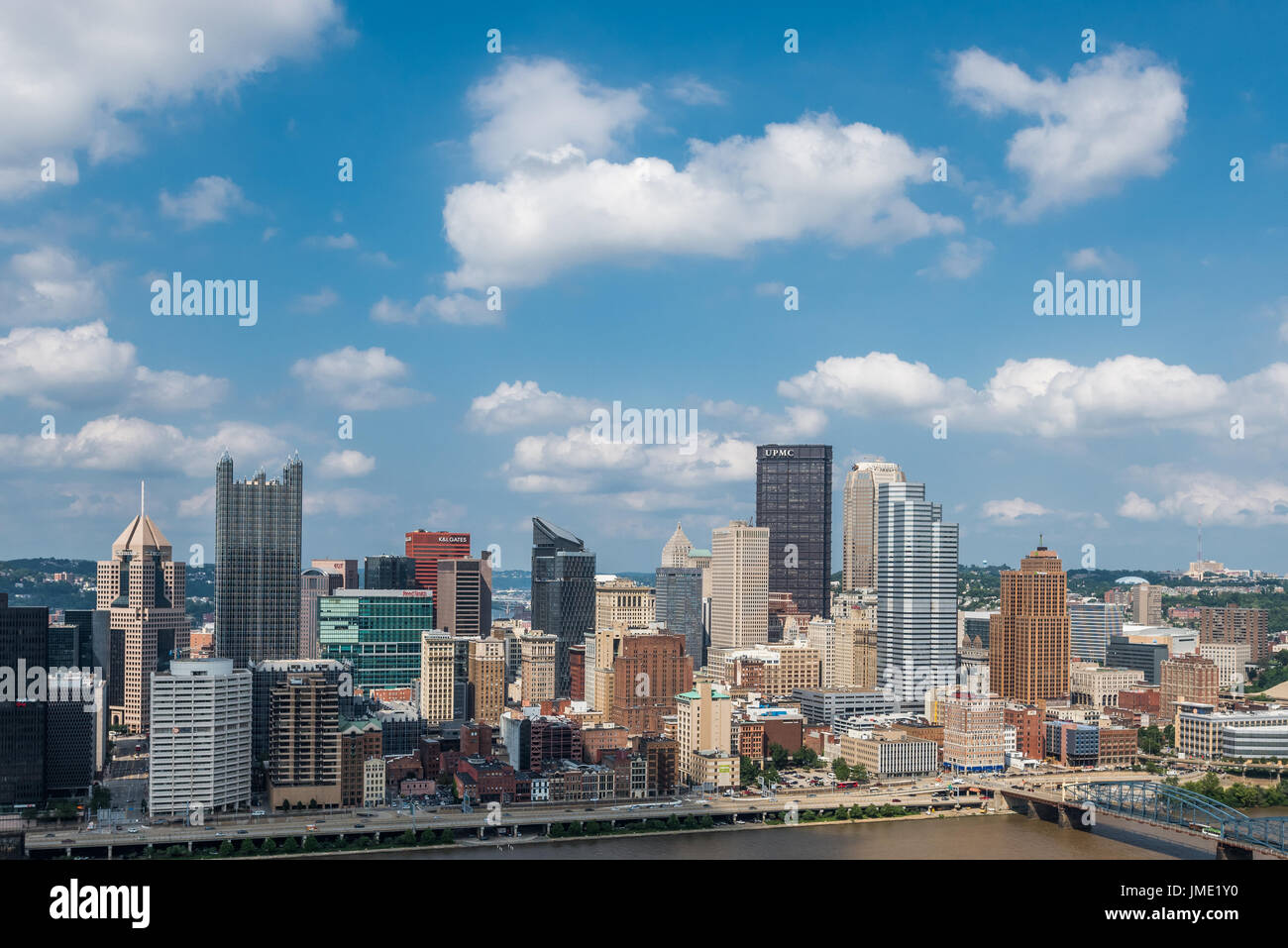 Downtown pittsburgh architecture hi-res stock photography and images ...