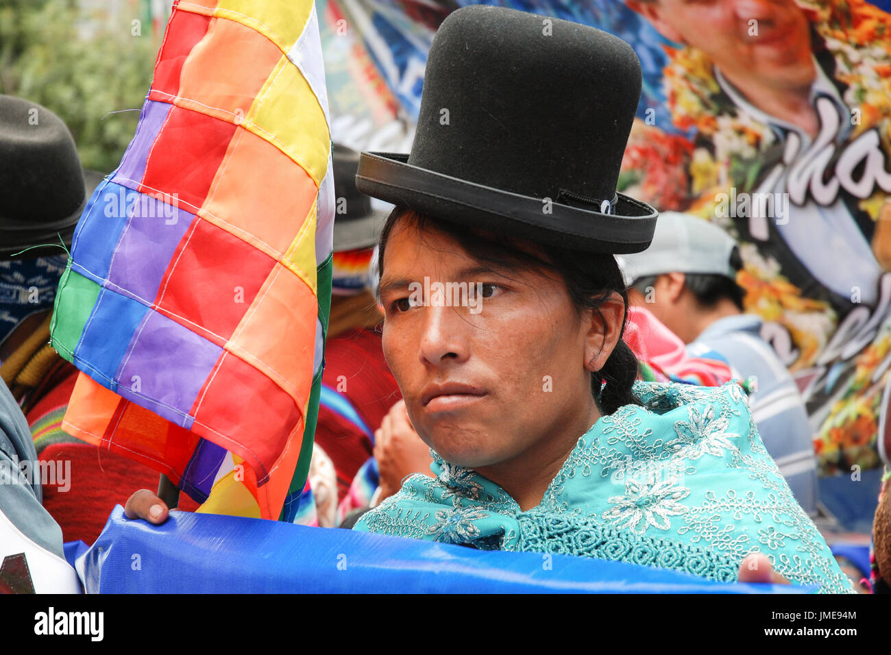 Indigenous bolivian woman hi-res stock photography and images - Alamy