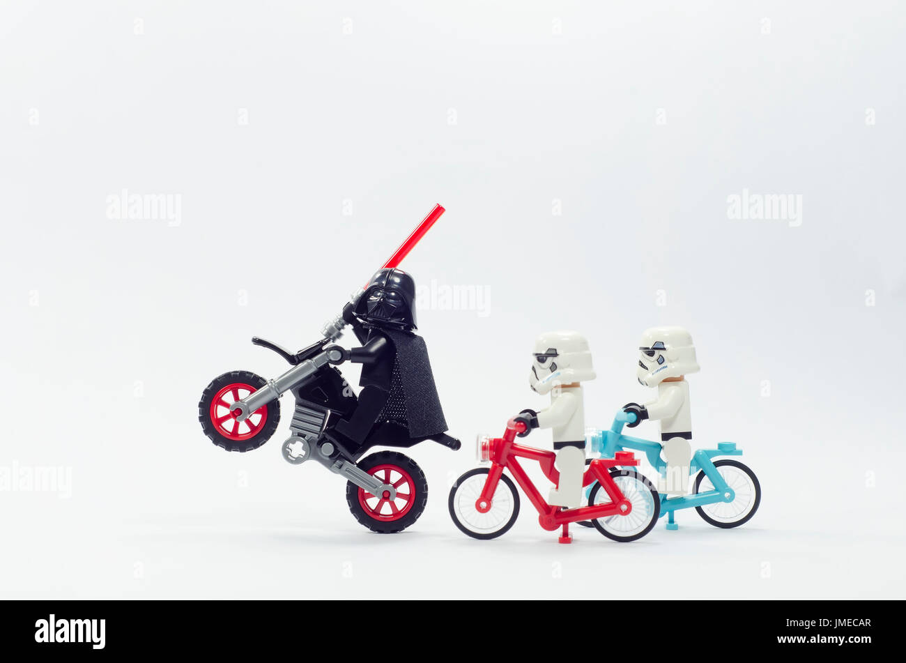 Darth Vader Bike Bikey Hotsell Star Wars Darth Vader Kid's Bike