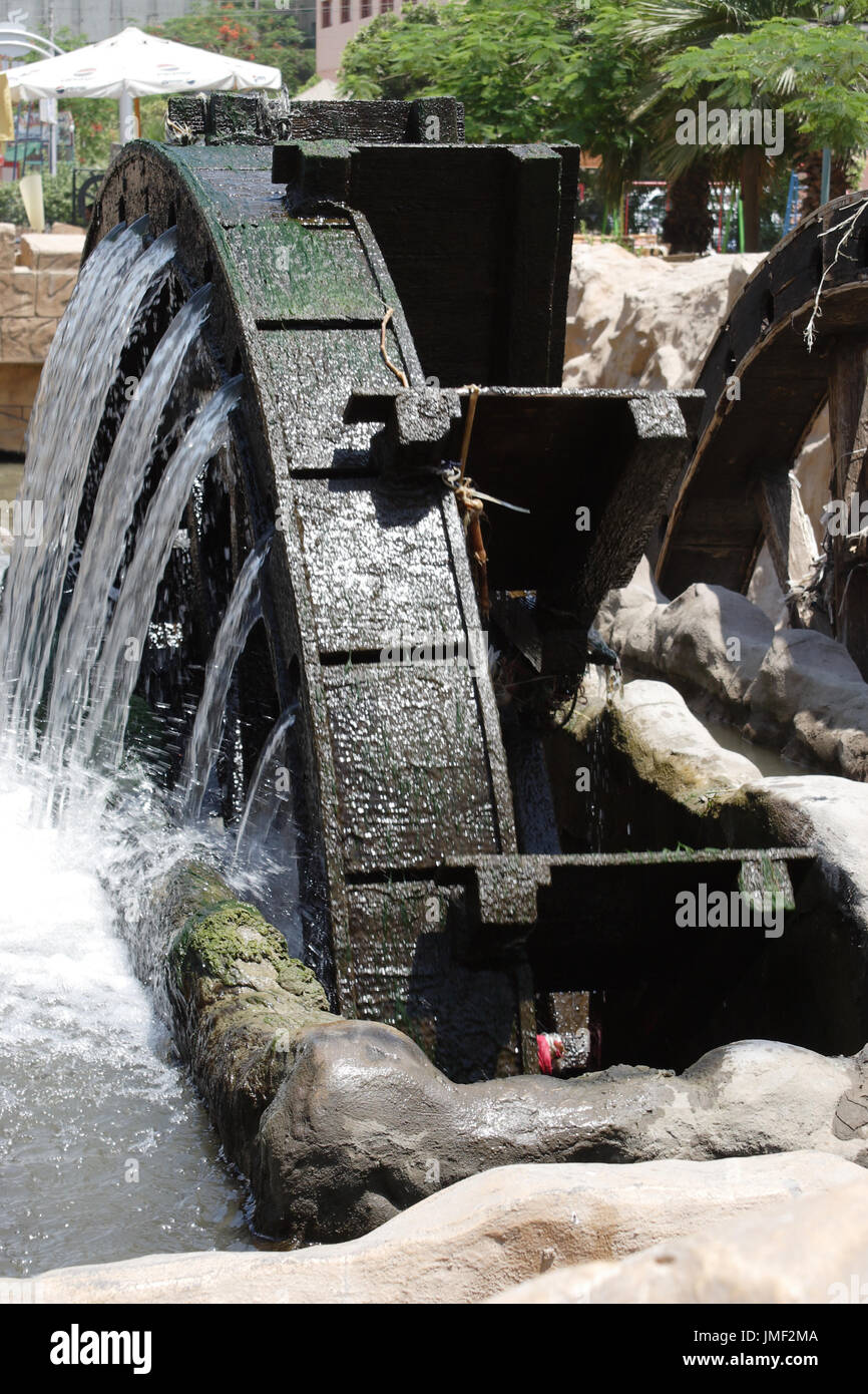 Egypt water wheels hi-res stock photography and images - Alamy