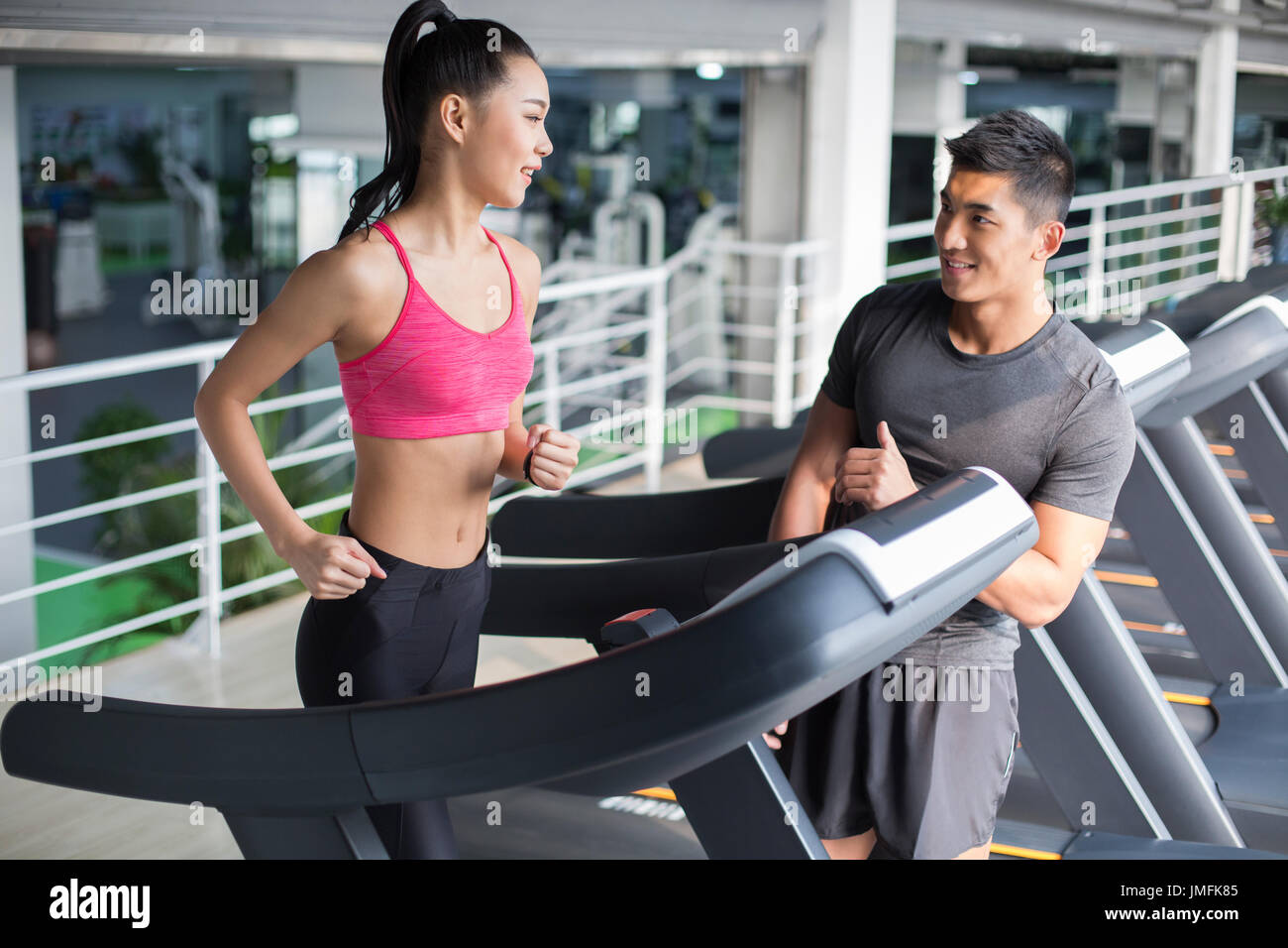 Chinese trainer hi-res stock photography and images - Alamy