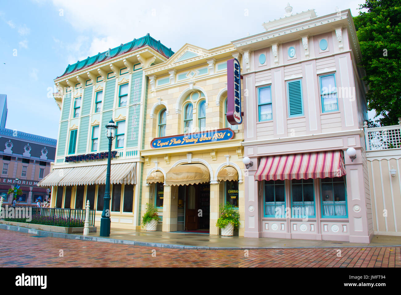 Main Street, U.S.A. in Hong Kong Disneyland Stock Photo - Alamy