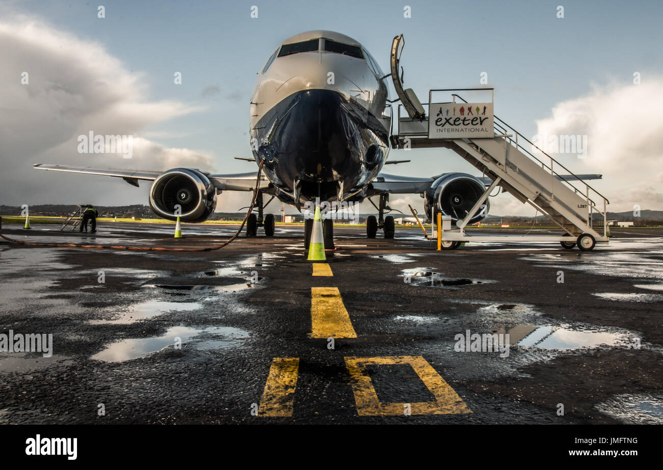 Airpiort gate hi-res stock photography and images - Alamy