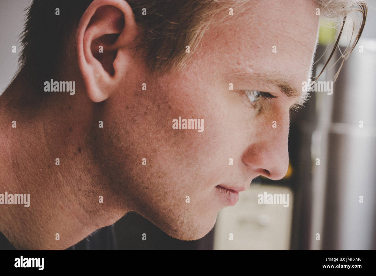 Thinking negative hi-res stock photography and images - Alamy