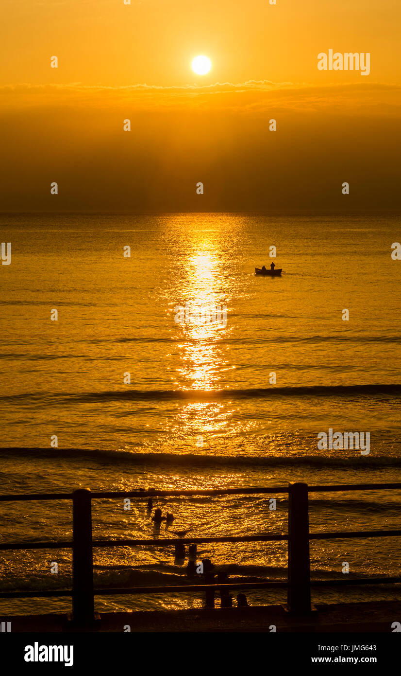 Sandsend boat hi-res stock photography and images - Alamy