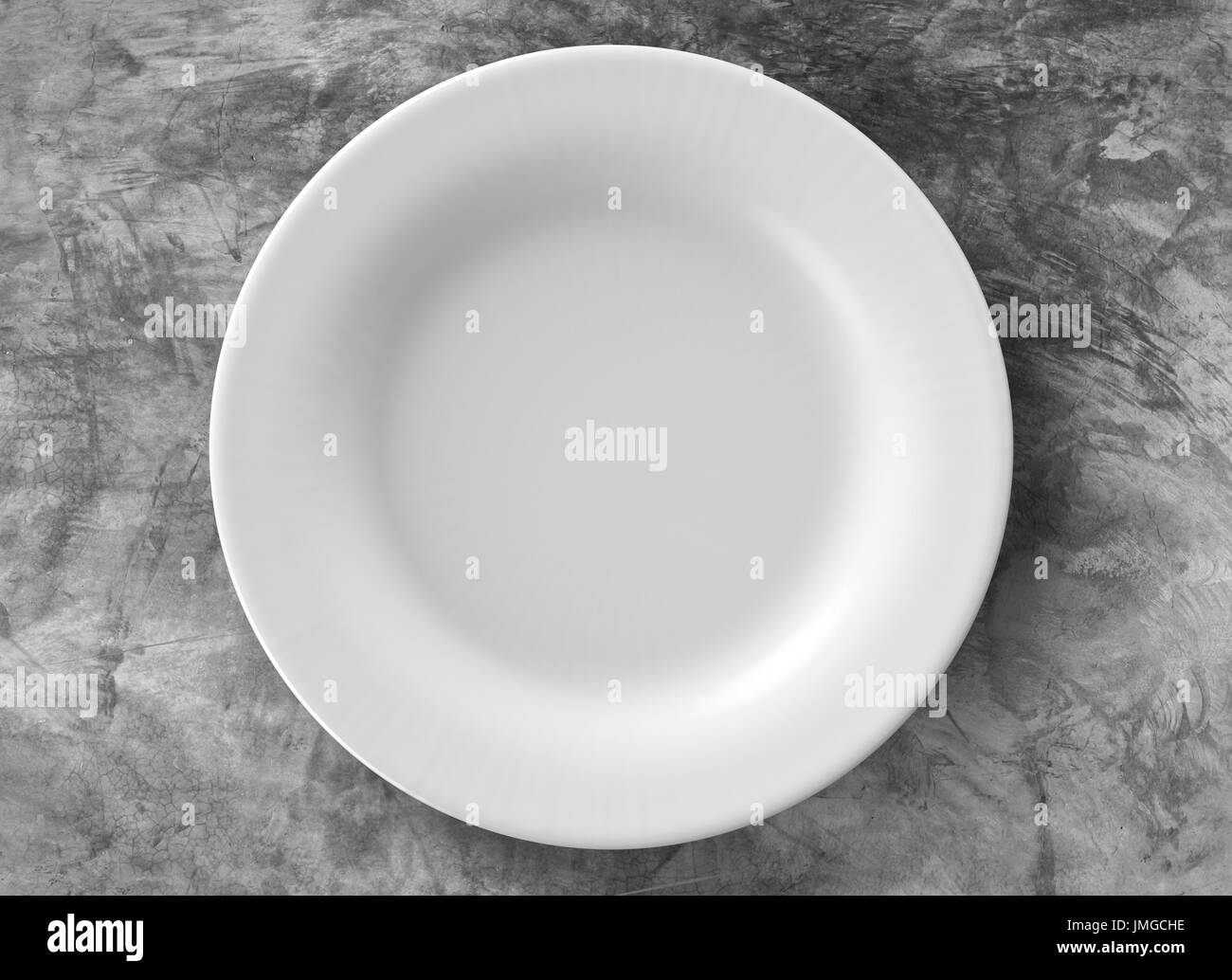 Empty white dish hi-res stock photography and images - Alamy