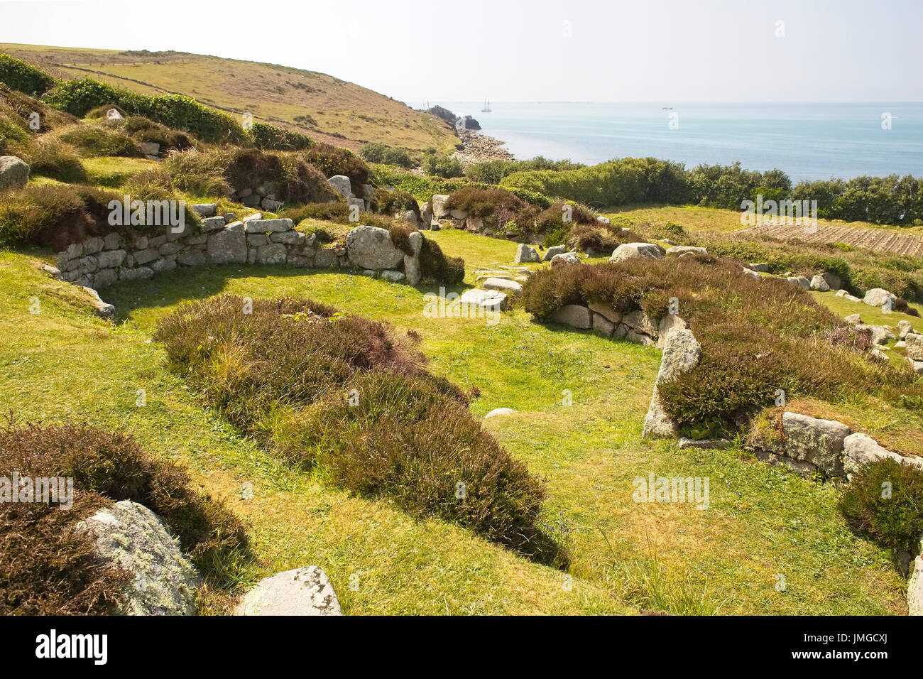 Bronze age house uk hi-res stock photography and images - Alamy