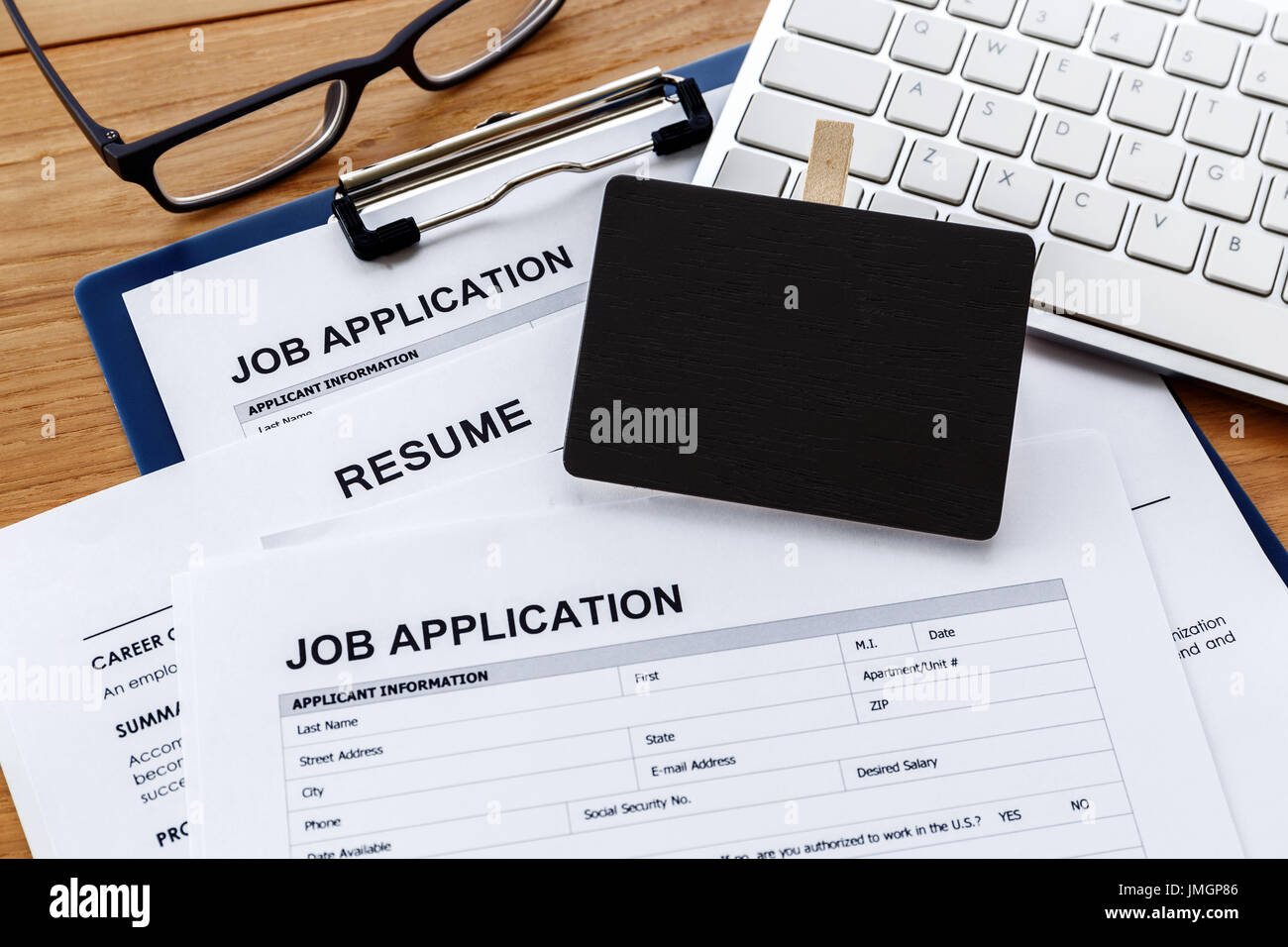 Applicant blank hi-res stock photography and images - Alamy