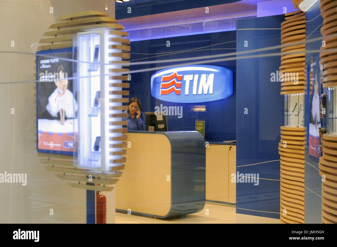 Milano (Italy), Telecom store in Vittorio Emanuele gallery Stock Photo ...
