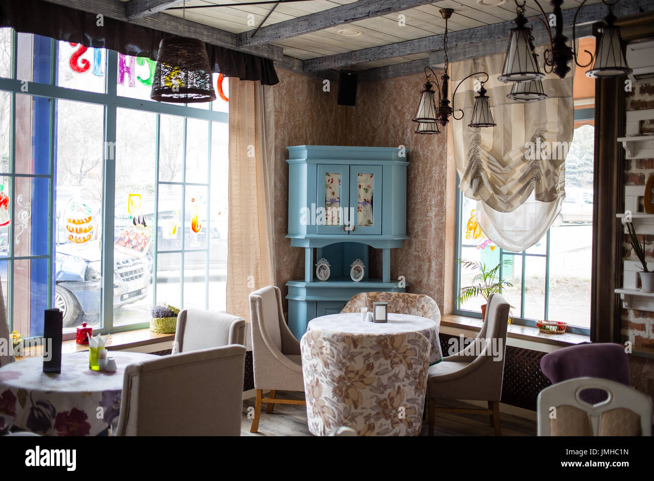 Cafe restaurant big windows hi-res stock photography and images - Alamy