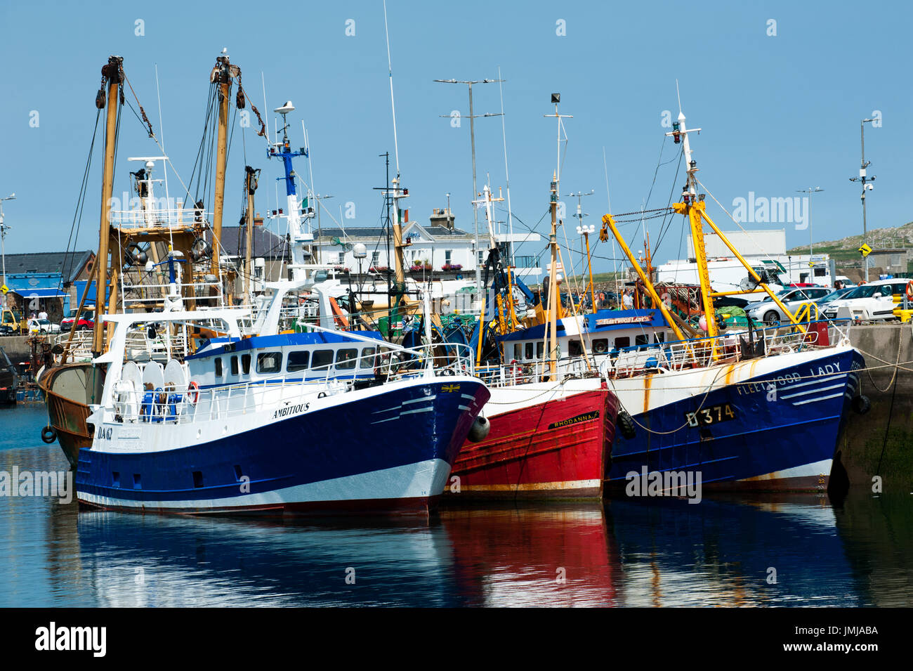 Howth harbour fishing boats hi-res stock photography and images - Alamy