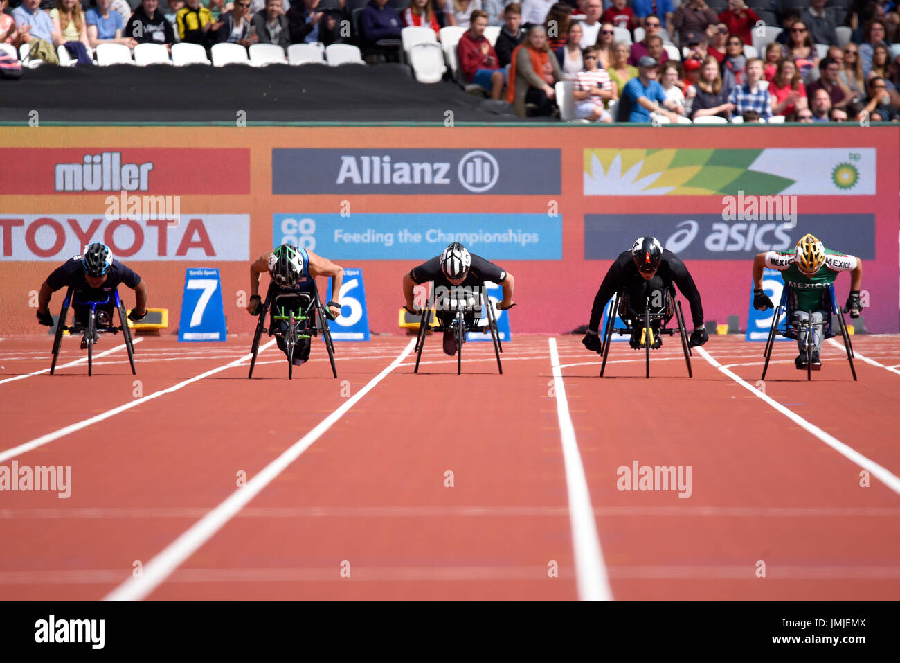 The T52 wheelchair 100m race in the World Para Athletics Championships ...
