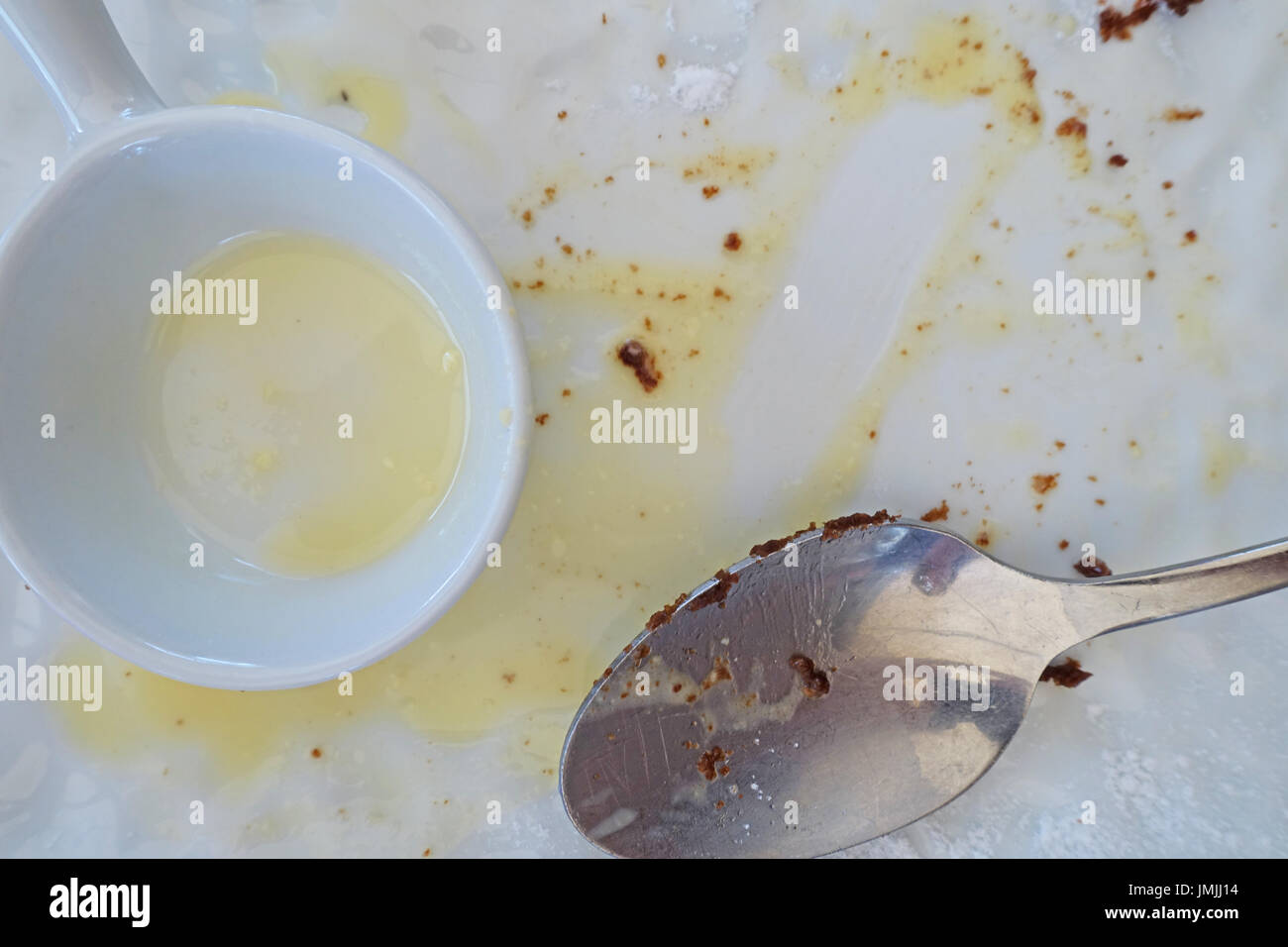 Empty plate after meal eaten hi-res stock photography and images - Alamy