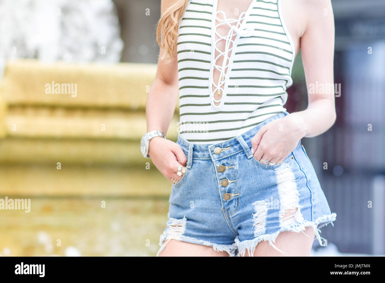 Fashion close ups. This are great images to talk about seasons fashion ...