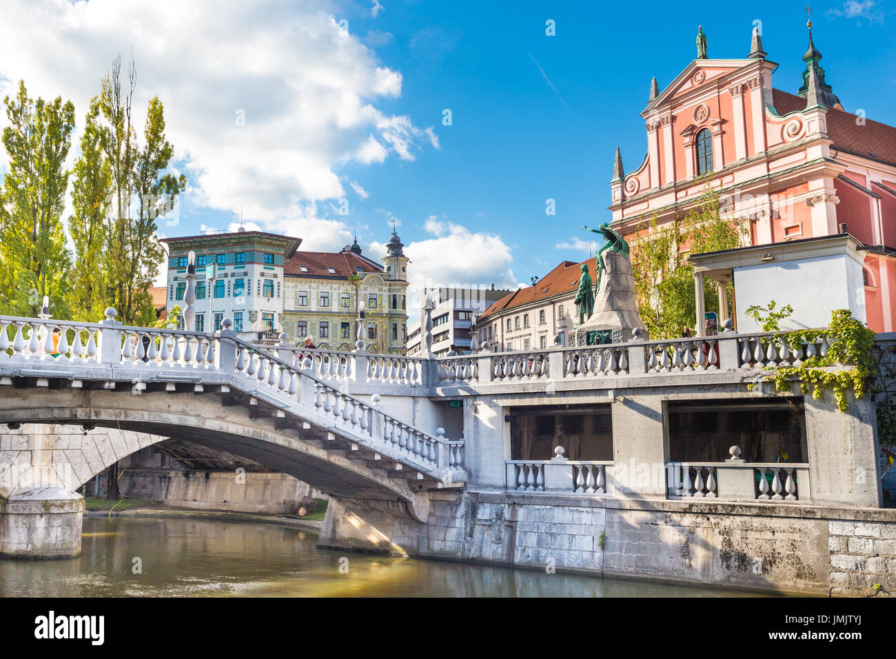 Preseren square and Franciscan Church of the Annunciation, Ljubljana ...