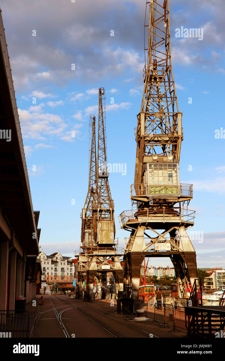 Bristol floating harbour railway hi-res stock photography and images ...