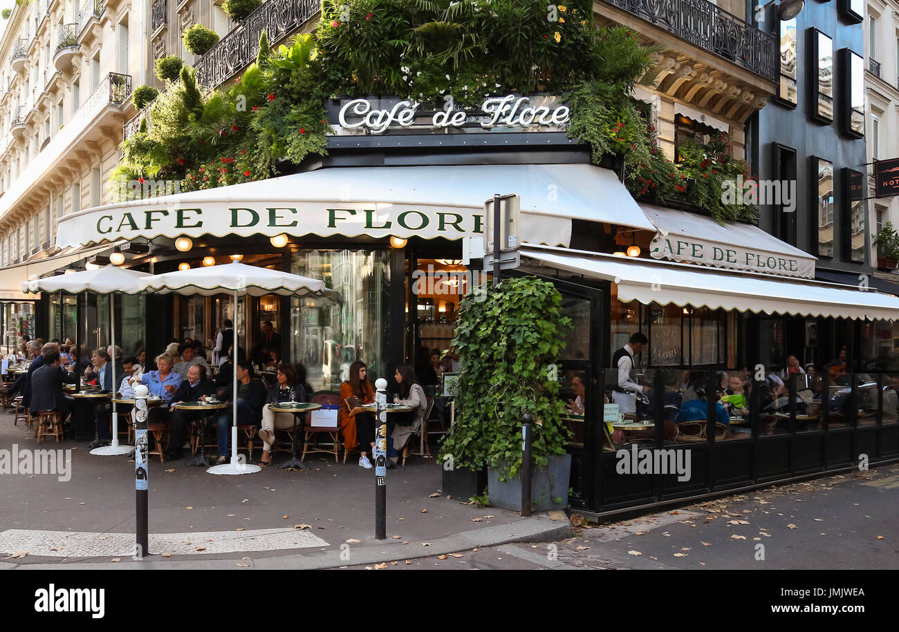 The famous parisian cafe de Flore, Paris, France Stock Photo - Alamy
