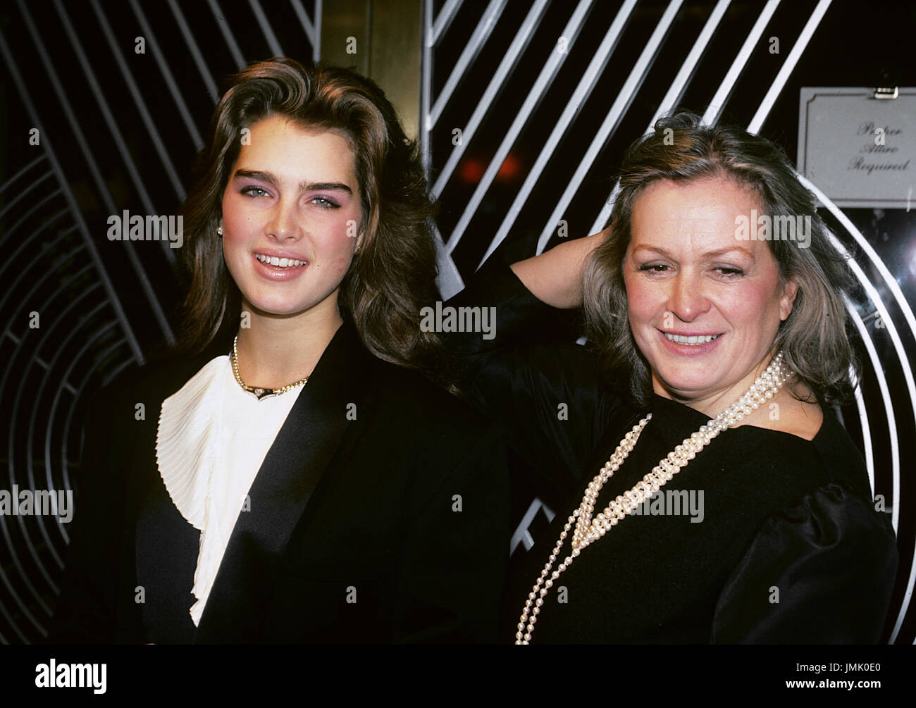 Brooke and Teri Shields pictured together in New York City in 1983 ...