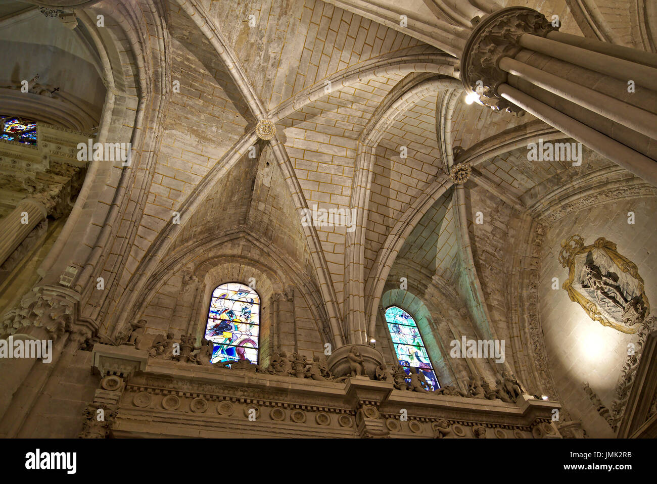 Diagonal column hi-res stock photography and images - Alamy