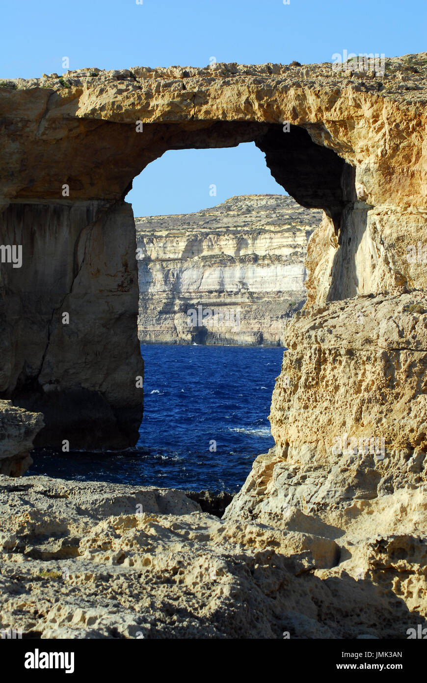 Finestra azzurra gozo hi-res stock photography and images - Alamy
