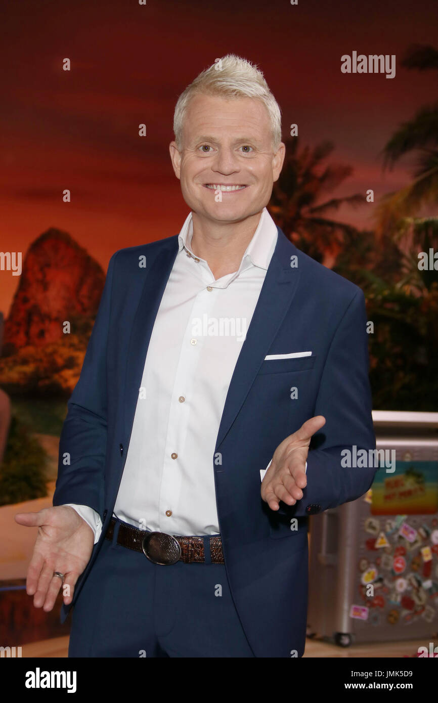 Guido Cantz presents his new ARD-TV-Show "Flieg mit mir" at Studio Hamburg Featuring: Guido ...