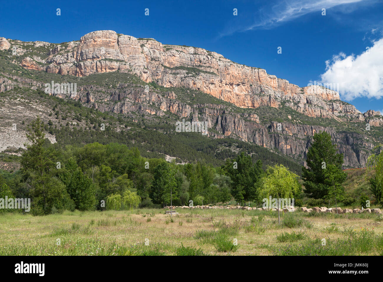 Pre pyrenees mountain hi-res stock photography and images - Alamy