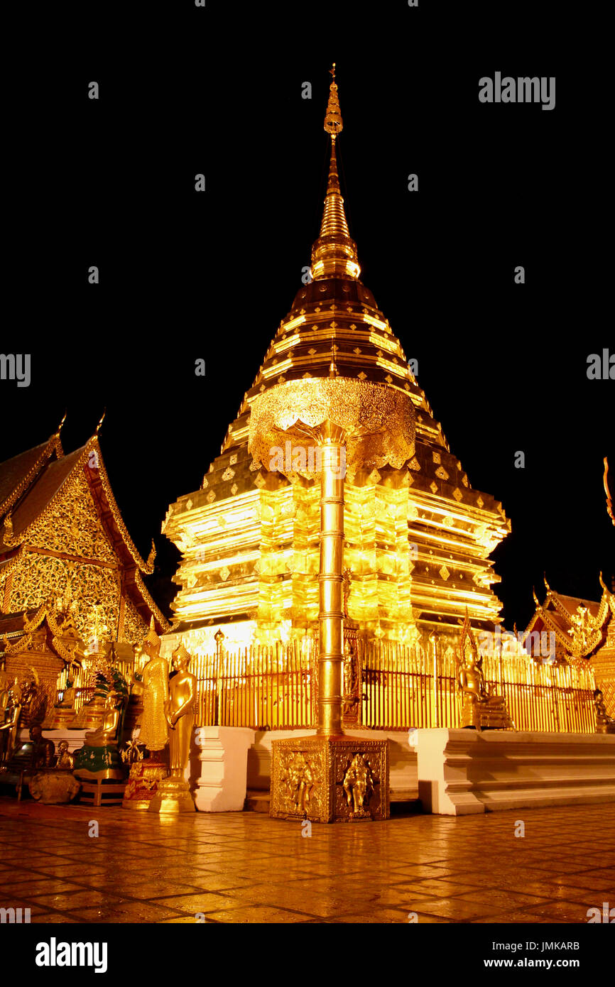Golden temple at night hi-res stock photography and images - Alamy
