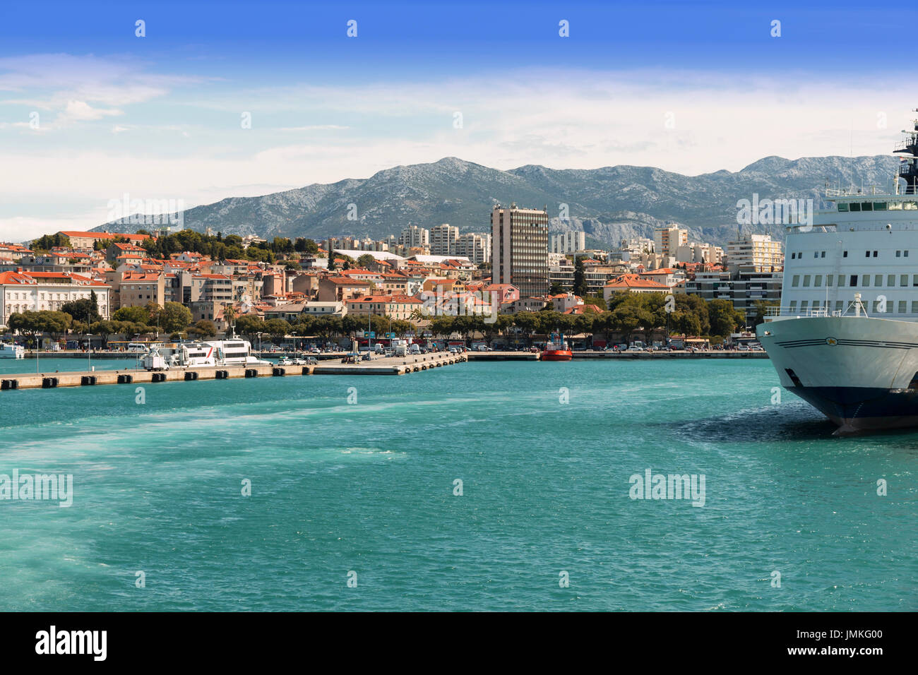 Split island ferry hi-res stock photography and images - Alamy