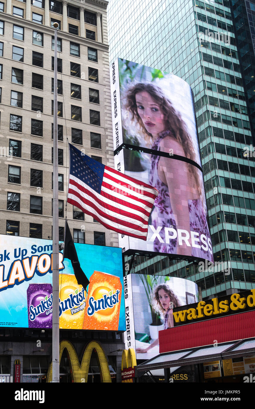 American express ads hi-res stock photography and images - Alamy