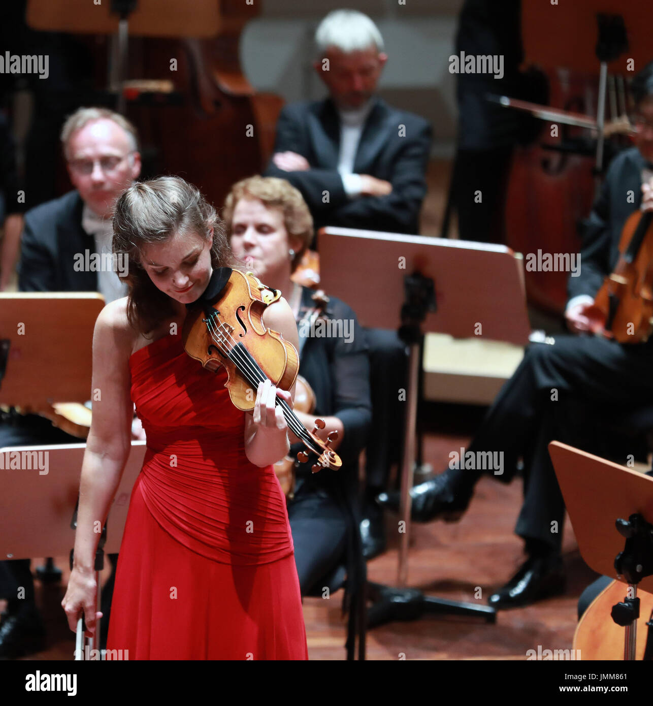 Dutch violinist hi-res stock photography and images - Alamy