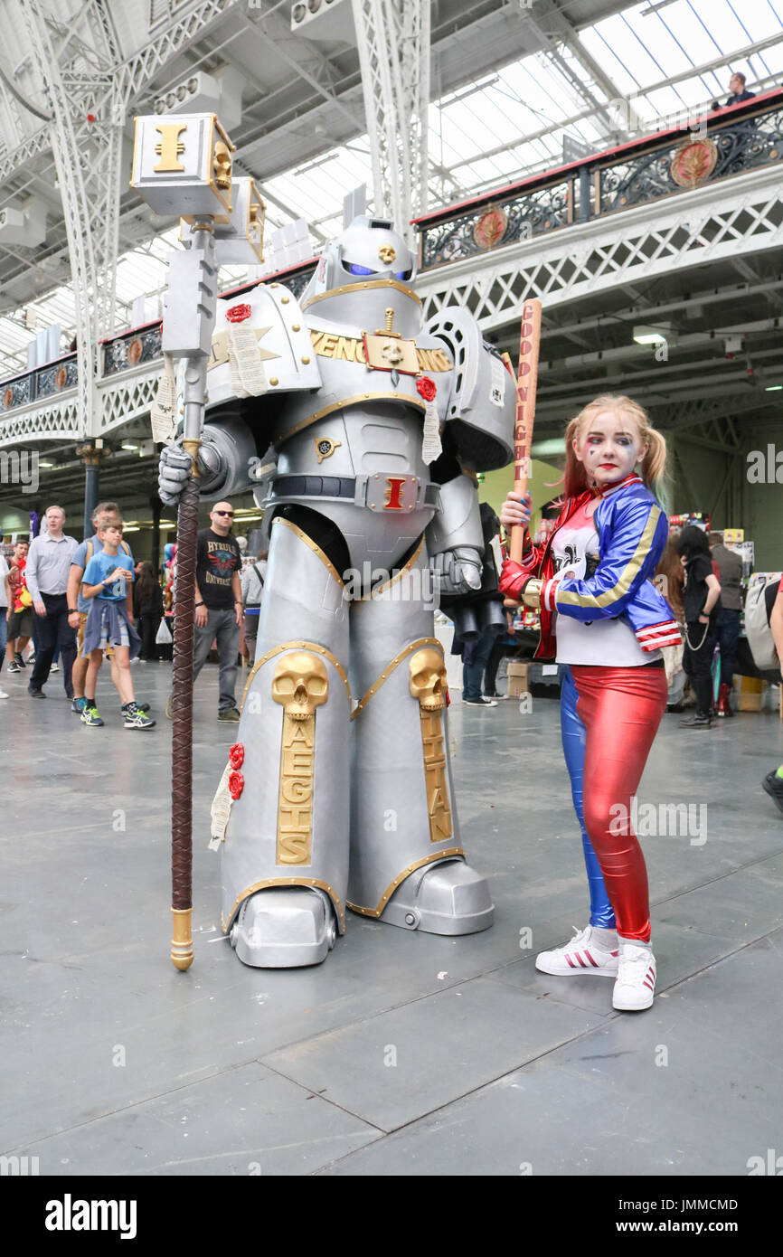 London, UK. 28th July, 2017. People dress up in their favourite ...
