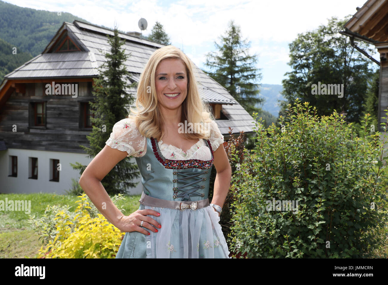 Stefanie hertel dirndl hi-res stock photography and images - Alamy
