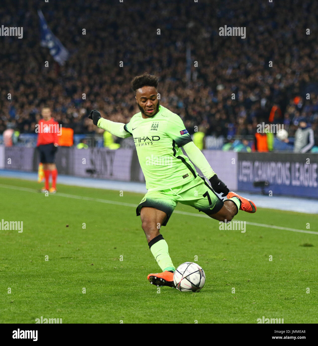 Dribble control run pass moment attack kick legs hi-res stock ...
